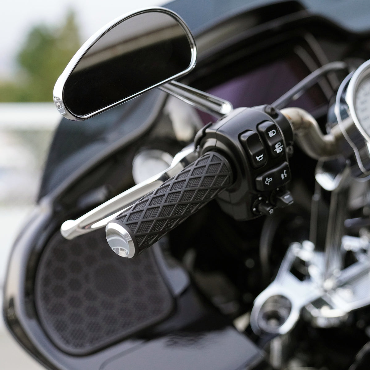 Diamond Grips, Chrome – ArlenNess