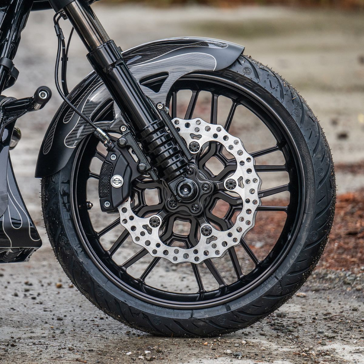 19” Pro Sport Carbon Fiber Front Fenders, FLT Touring – ArlenNess
